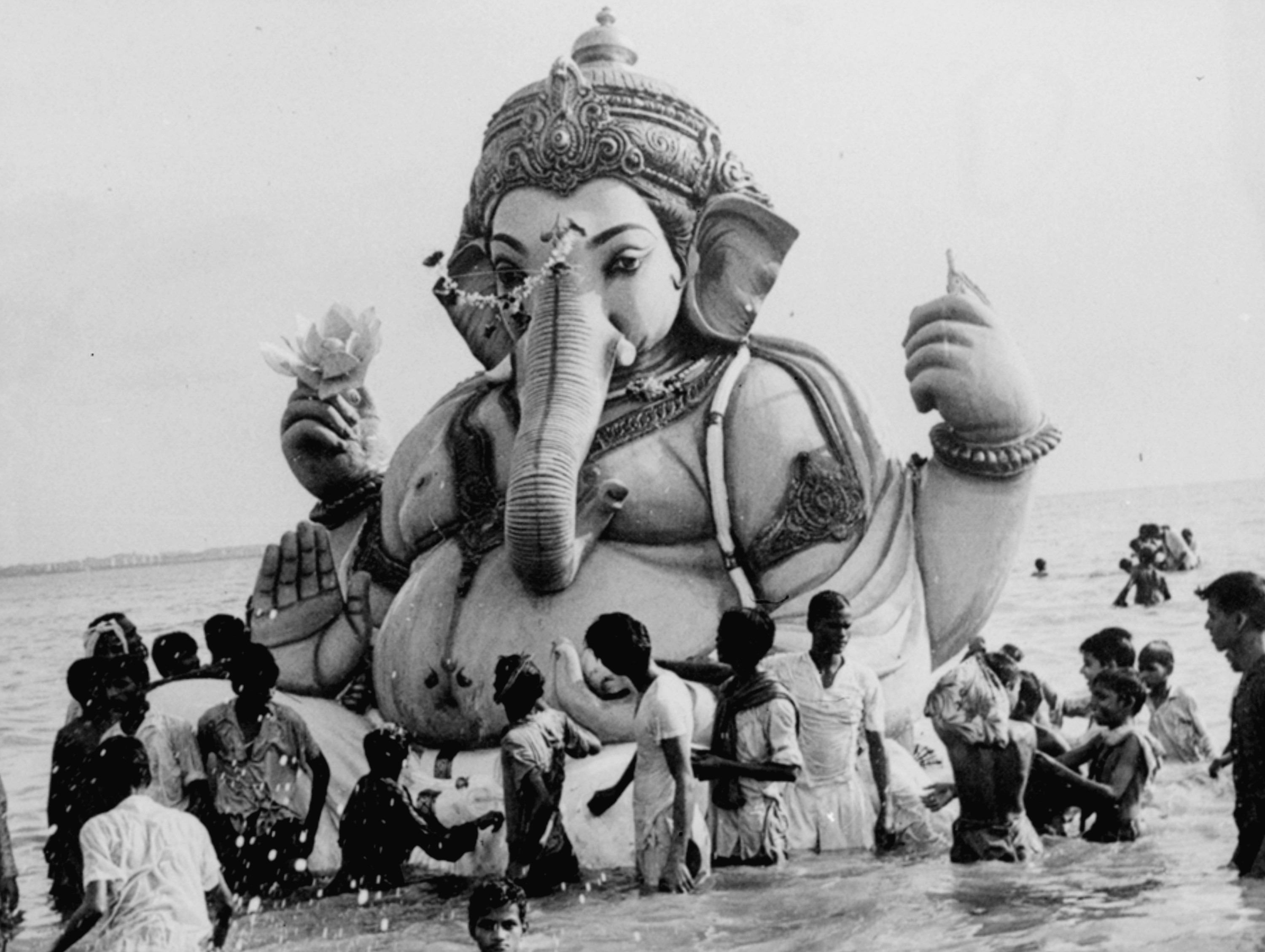 7 Vintage Images That Will Make You Wish You Lived in Mumbai in the 1960s