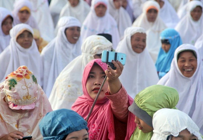 19 Photos That Capture the Beauty of Eid Around the World