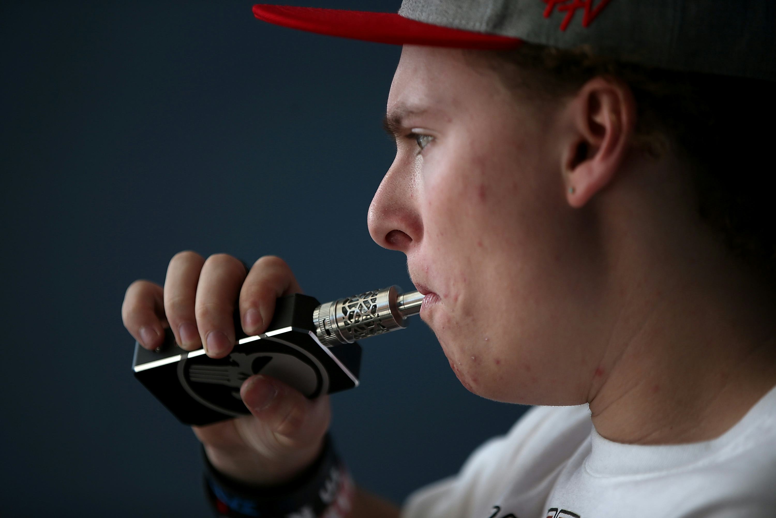 Vaping and health: From cancer to weight gain, all your major vape ...