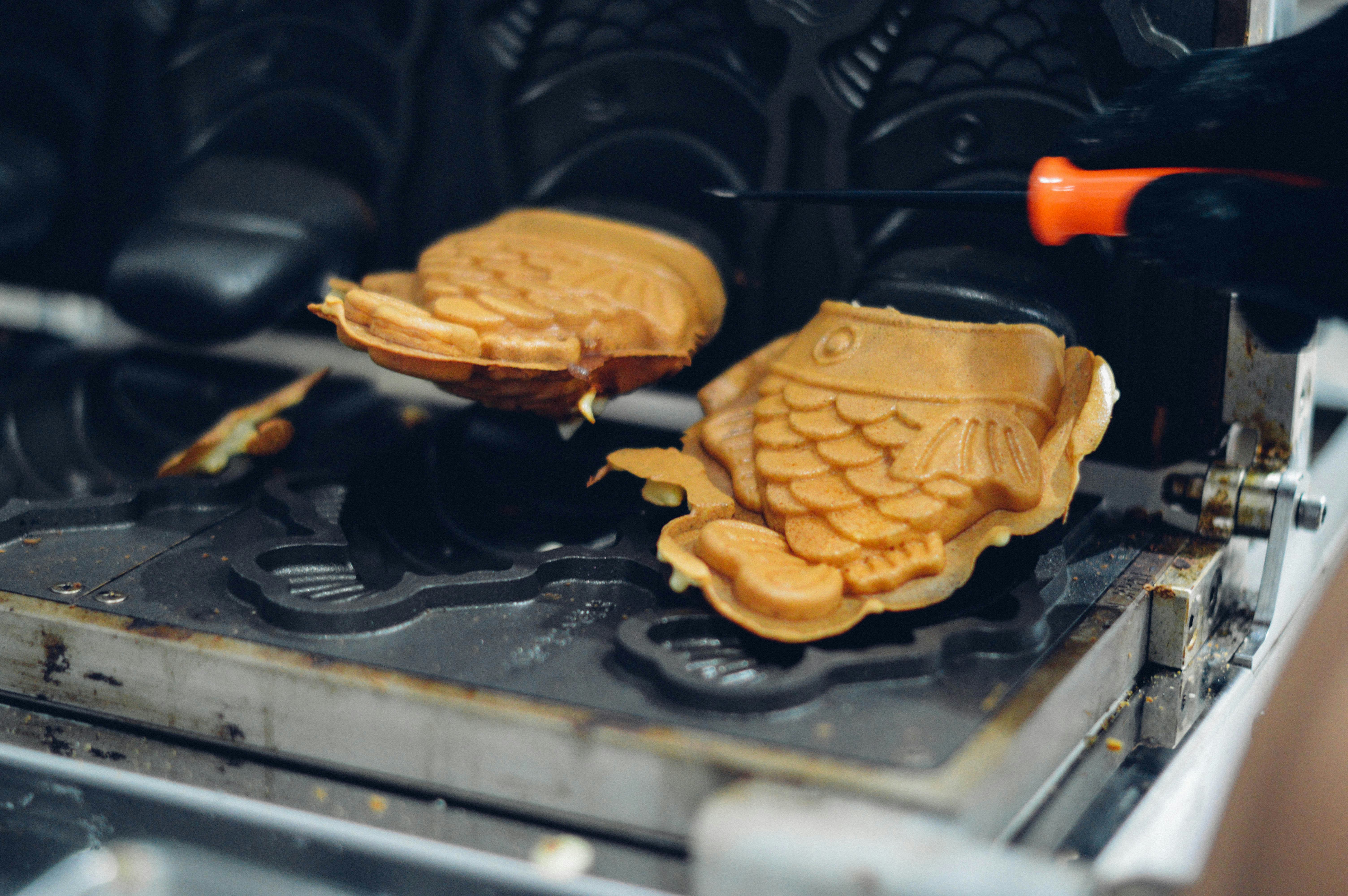 Say hello to taiyaki, the adorable fish-shaped ice cream cones taking ...